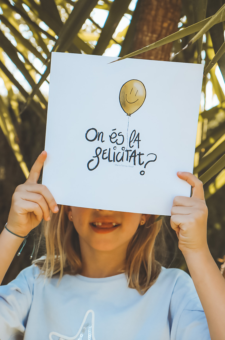 On és la felicitat? – Happy Stories by Maria